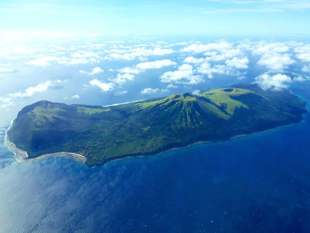 Reasons to Answer the Call of Vanuatu #3 - Volcanoes - The Havannah ...